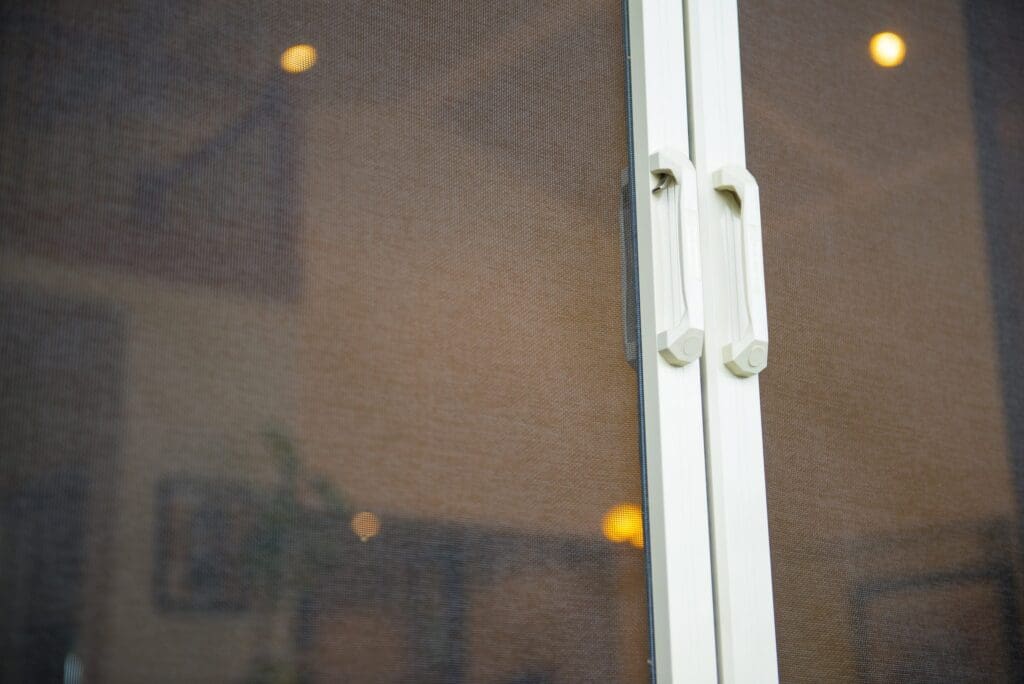 Choose the Best Handle Option for your Retractable Patio Screen Door ...