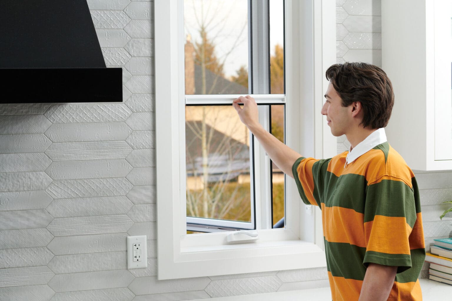 Retractable Screen Solutions for Indoors and Outdoors | Phantom Screens