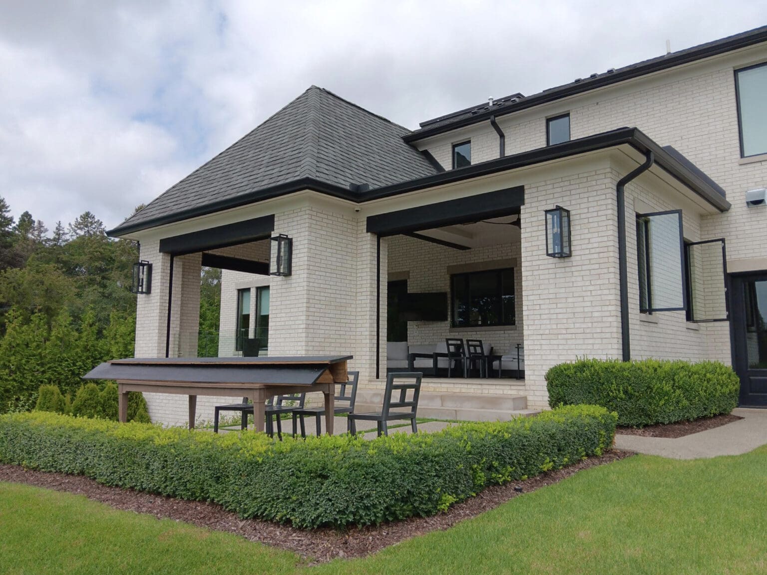 Moments that matter. Memories that last. | Phantom Screens