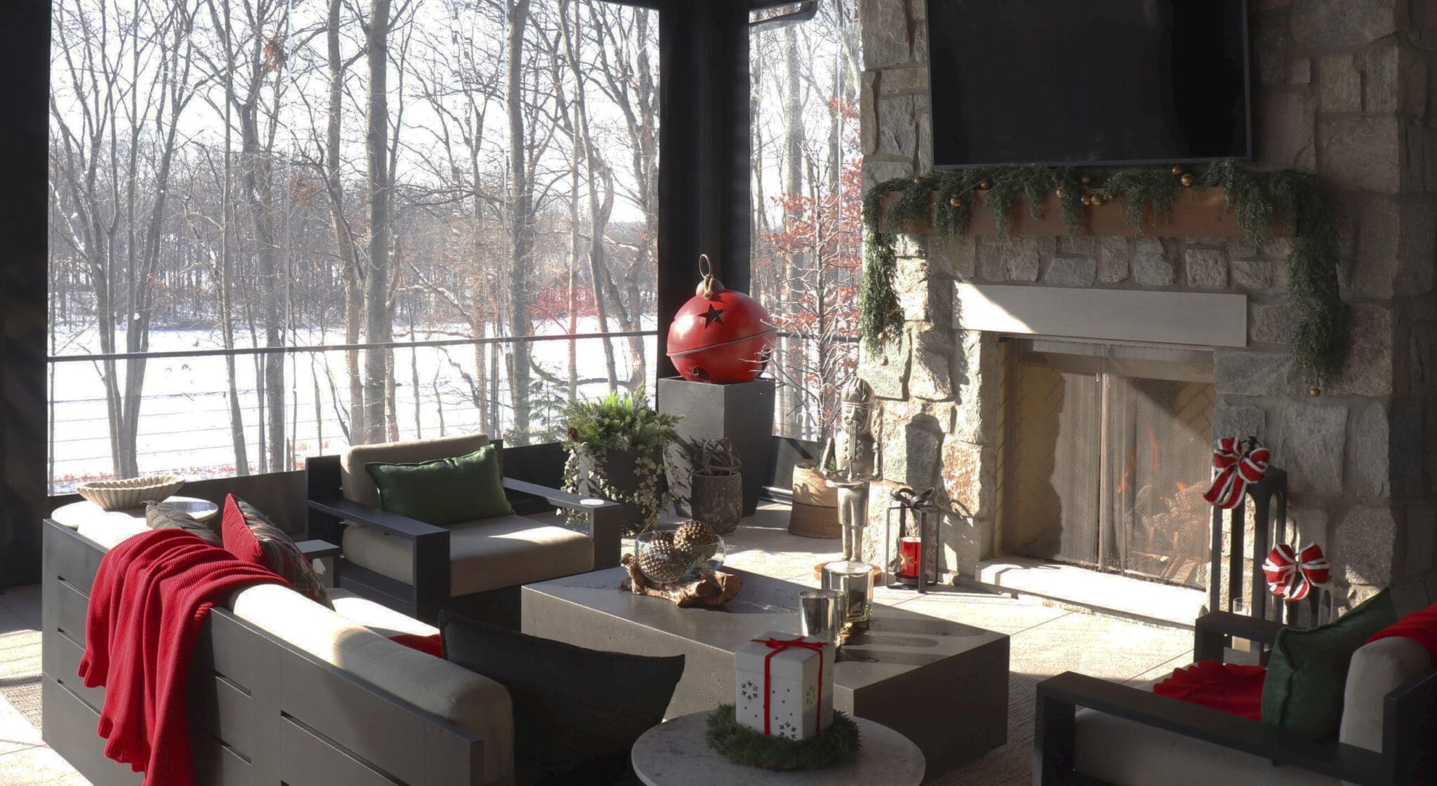 Westfield | Phantom Screens